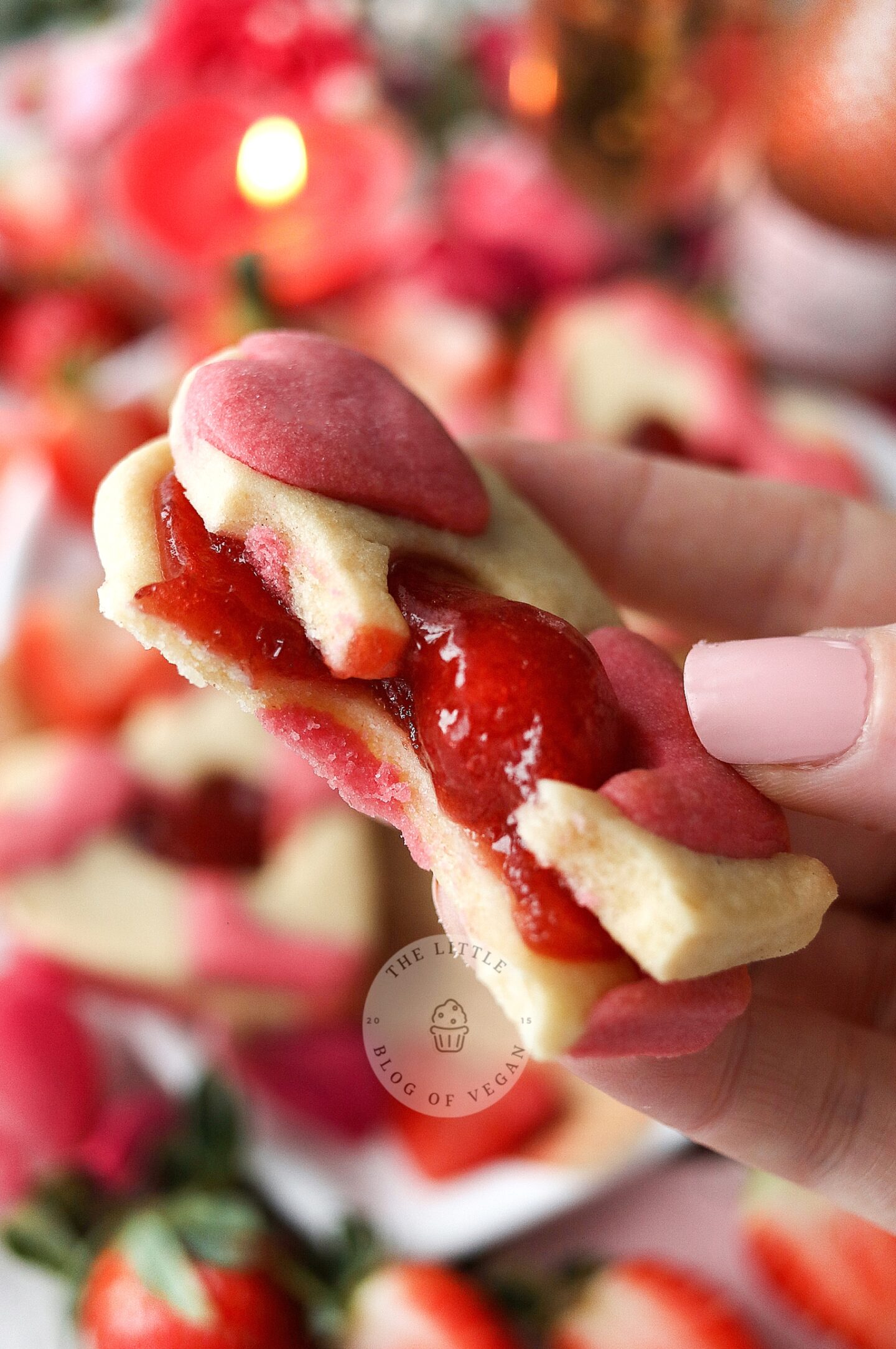 Vegan Strawberry Linzer Cookies - The Little Blog Of Vegan