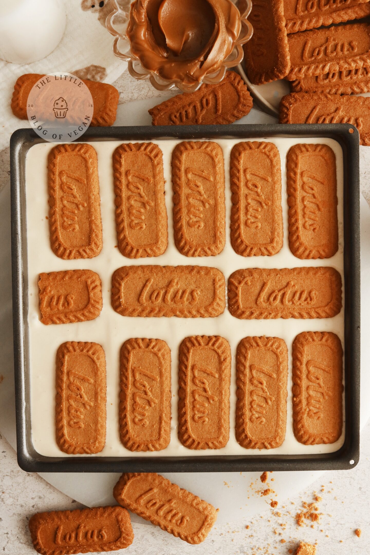 No-Churn Biscoff Ice-Cream Sandwiches - The Little Blog Of Vegan