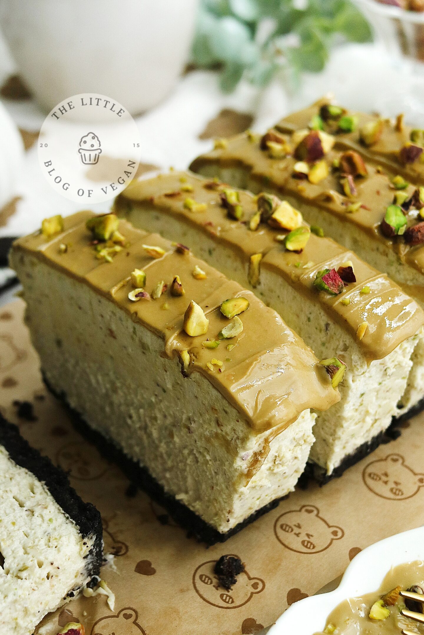 Vegan Pistachio Ice-Cream Bars - The Little Blog Of Vegan